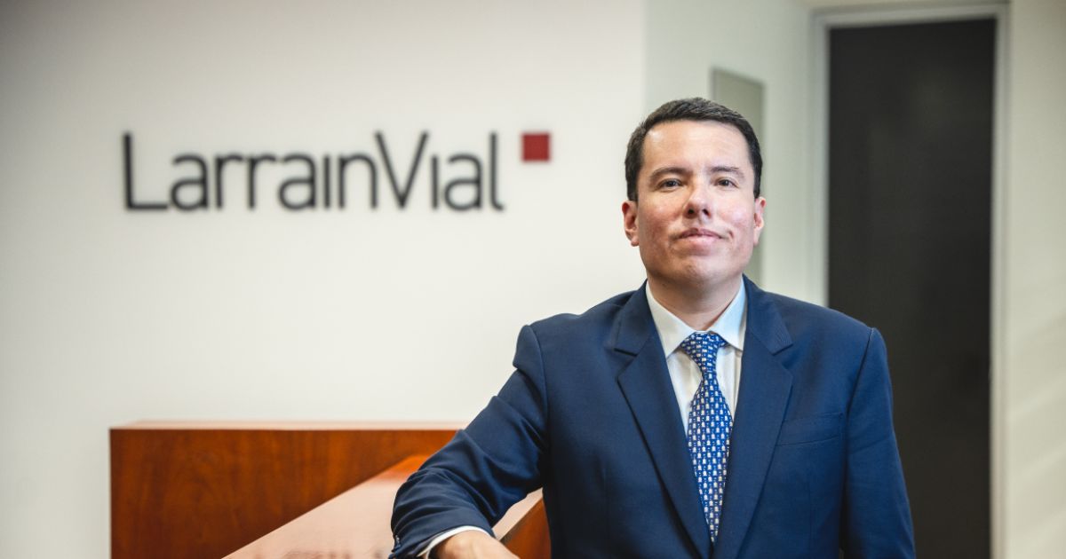 Juan José Ponce en el marco de los 20 años de LarrainVial Perú